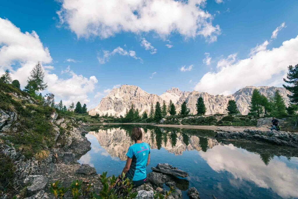 Lago di Limides: passeggiata ai piedi delle Dolomiti Ampezzane