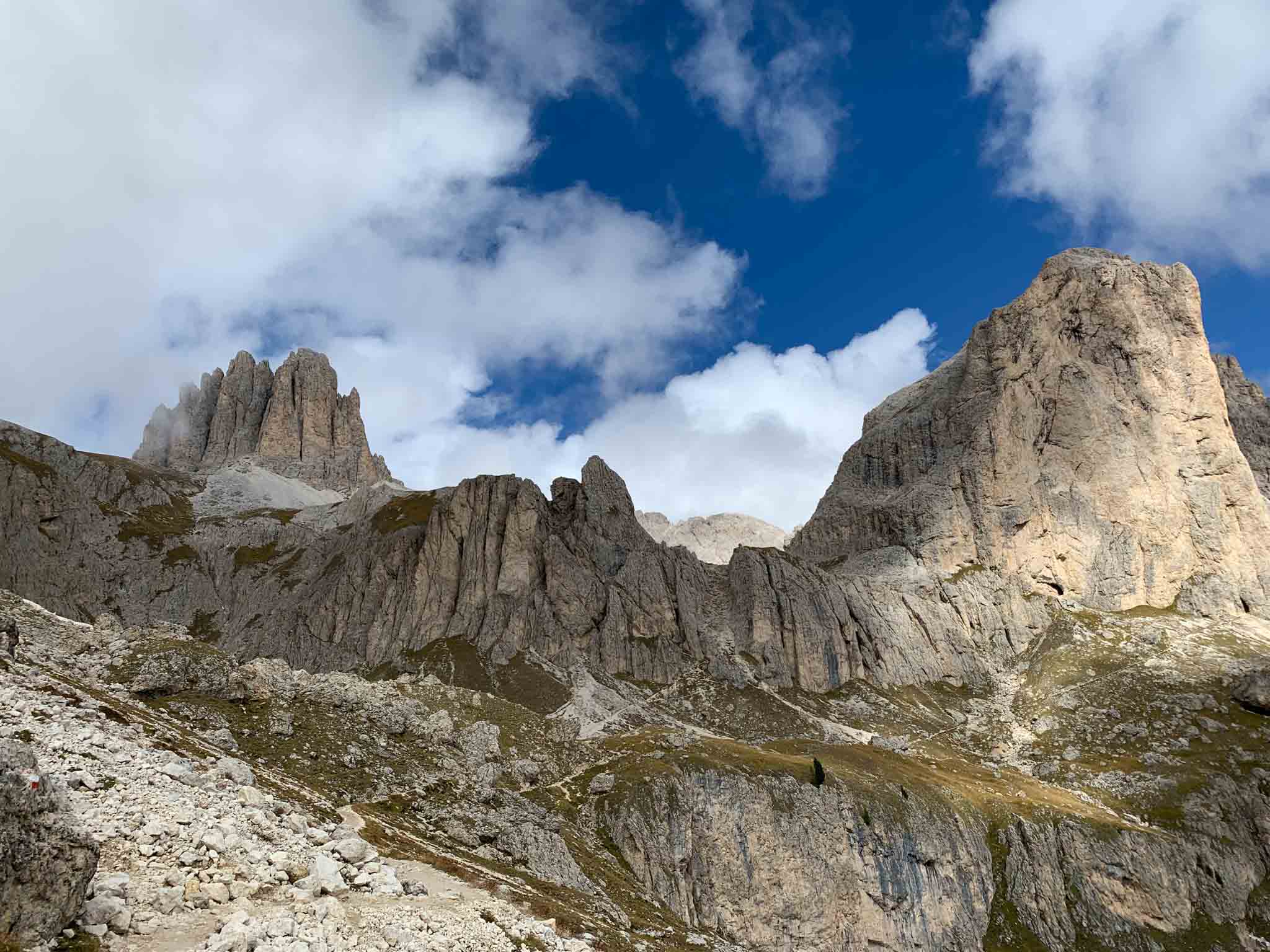 Escursione nel cuore del Catinaccio: anello del Passo Vajolon