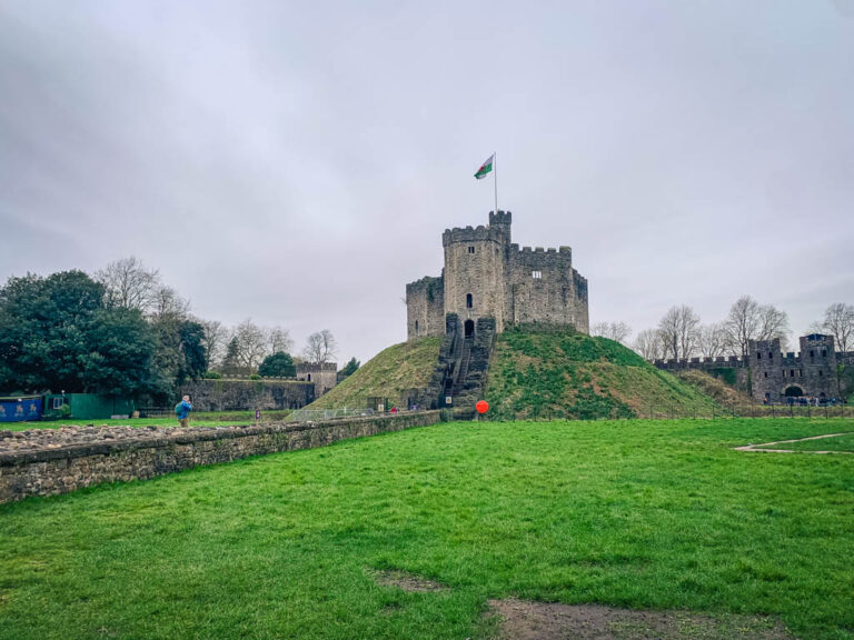 Cosa vedere e fare a Cardiff in un giorno - Viaggiacorrisogna - Blog di ...